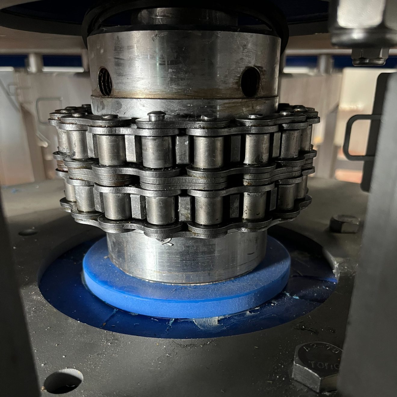 Optimizing Conveyor Chain and Sprocket Alignment - CONOVEY